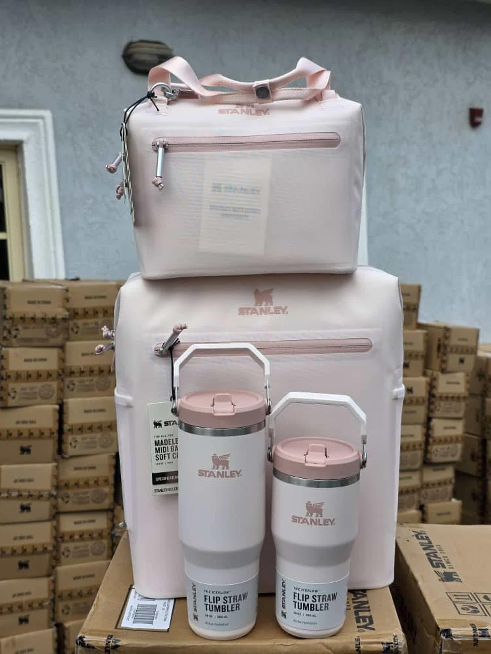 PINK LUNCH/HYDRATION COMBO